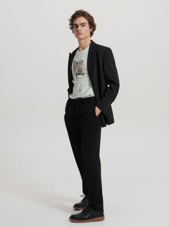 Reserved men | StockBluebox