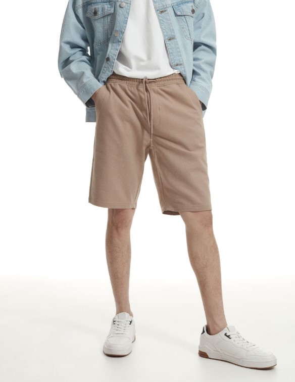 Reserved men | StockBluebox