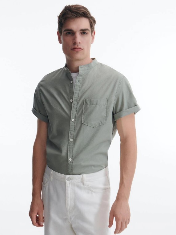 Reserved men | StockBluebox